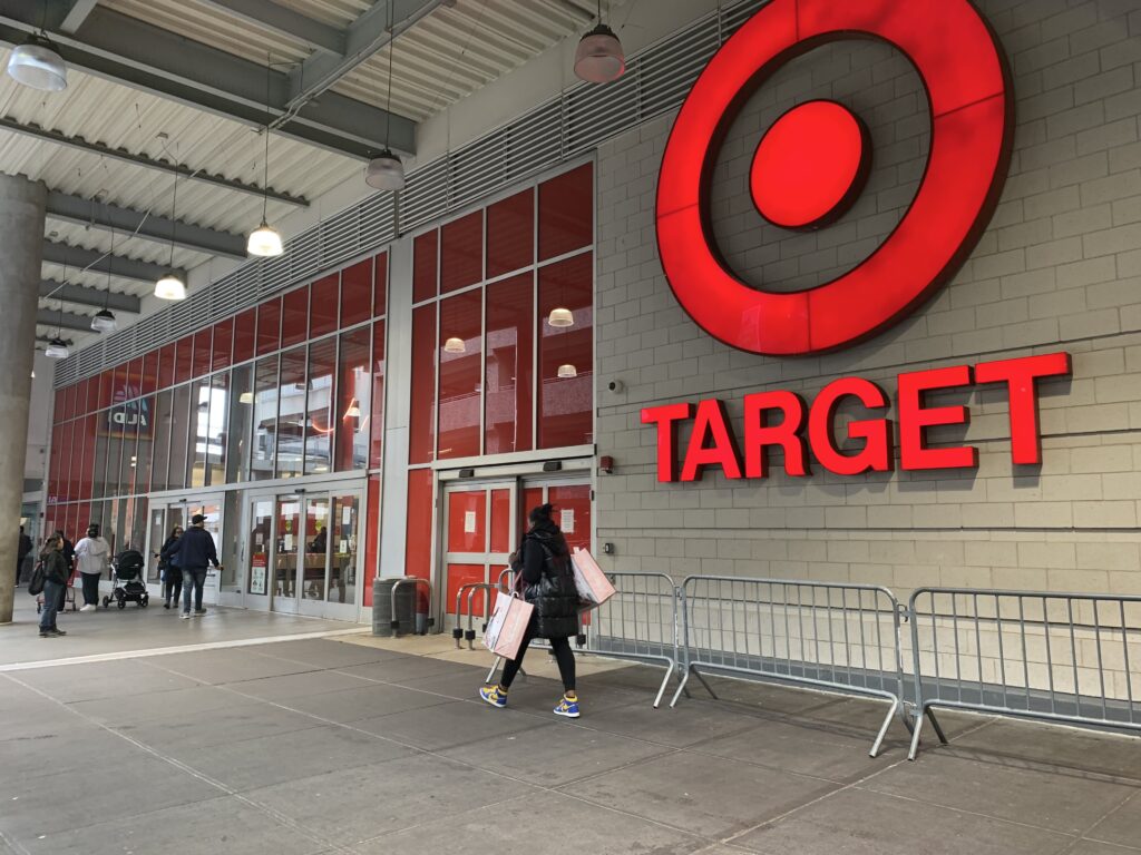 Target presentó una nueva marca interna con más de 400 productos por ...